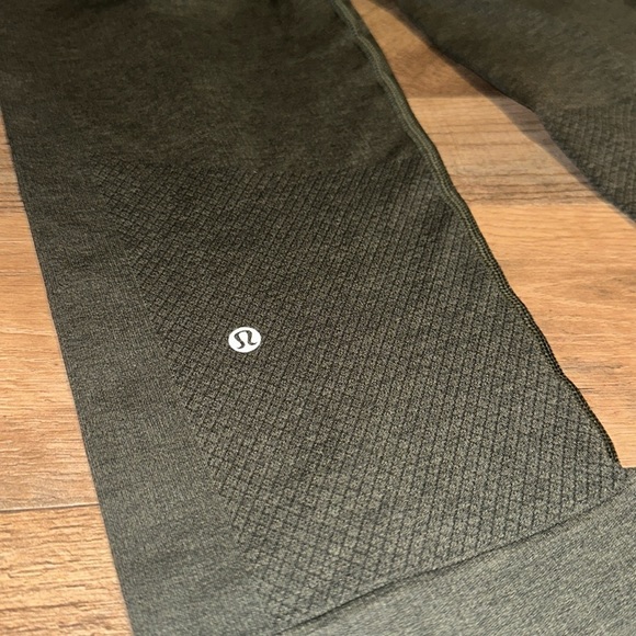 lululemon athletica | Pants & Jumpsuits | Lululemon Seamlessly Street ...